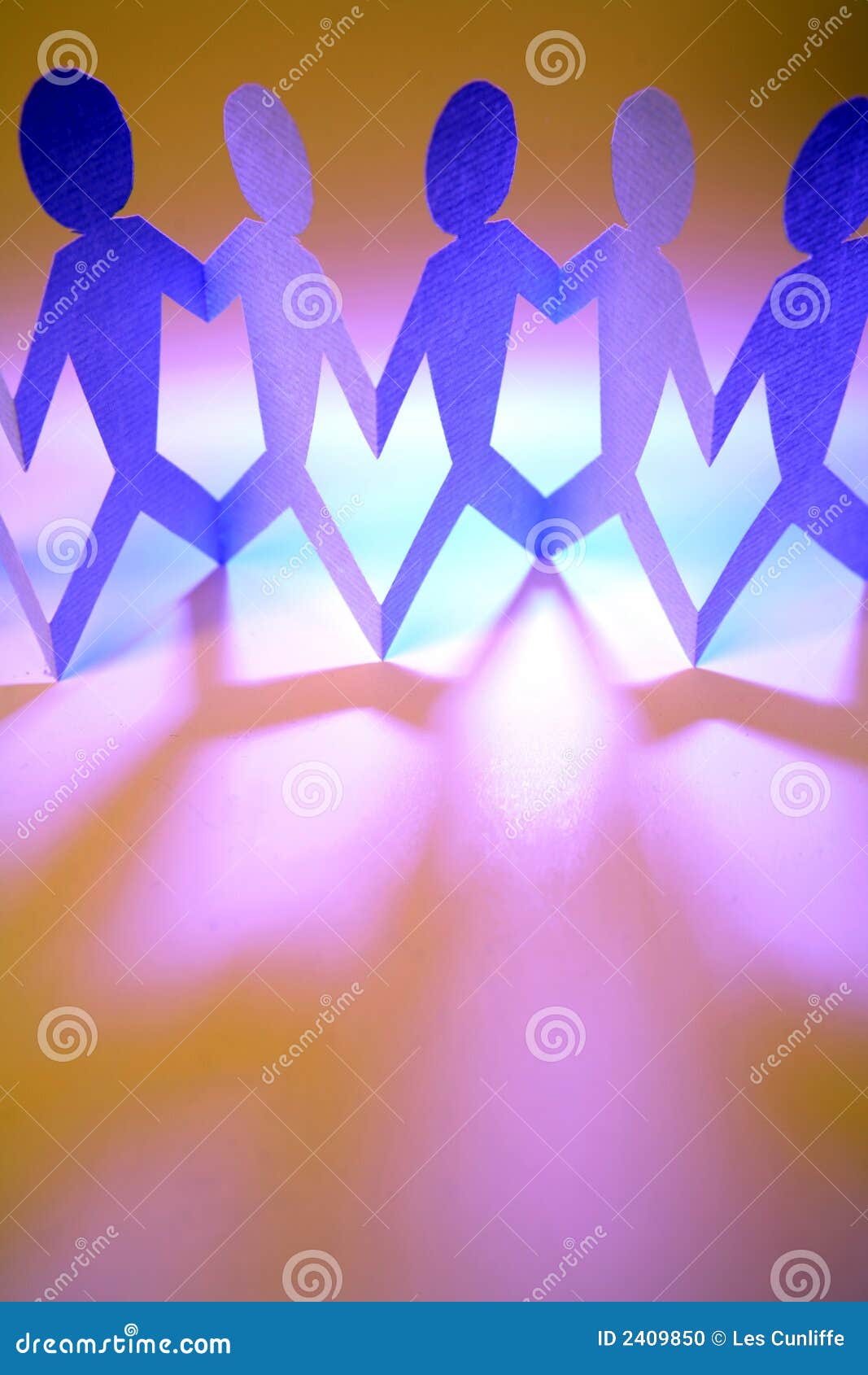 Personas conectadas foto de archivo. Imagen de gente, icono - 2409850