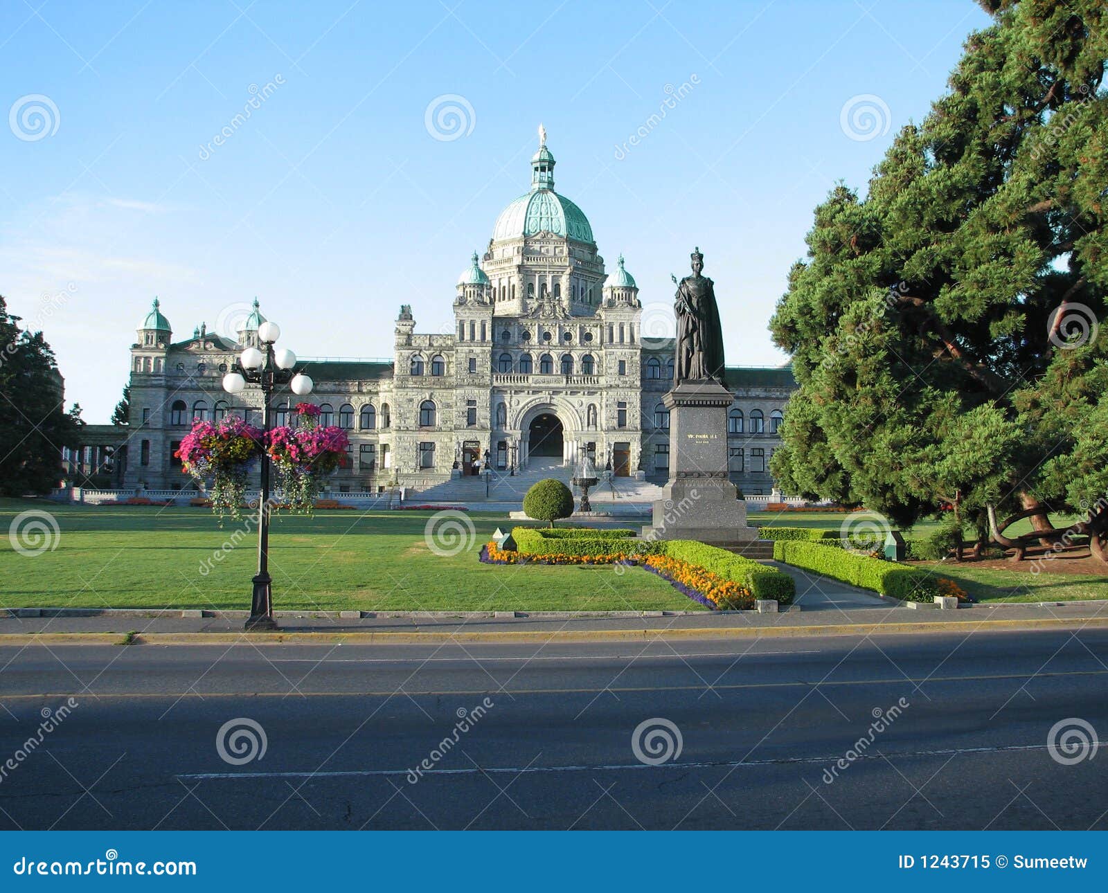 Perspectiva Frontal De Parliam Imagen de archivo - Imagen de imperial ...