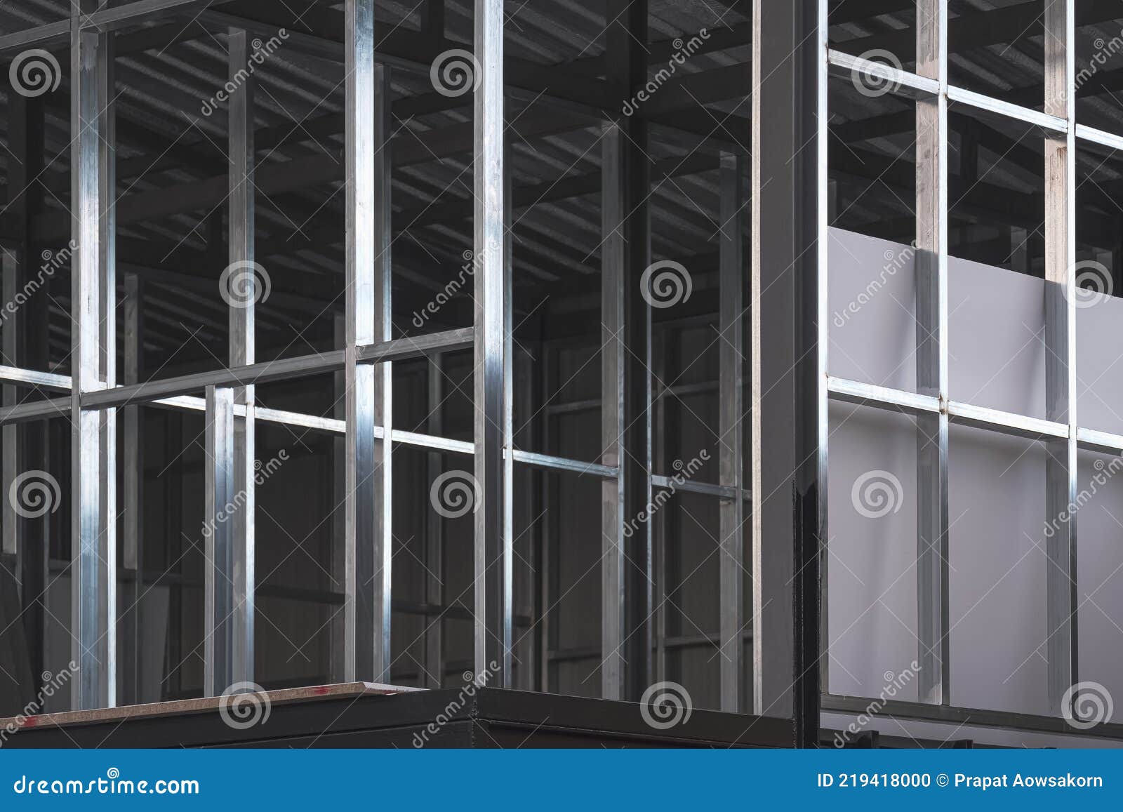 Perspective Side View of Steel Wall Structure on Upper Floors of Office ...
