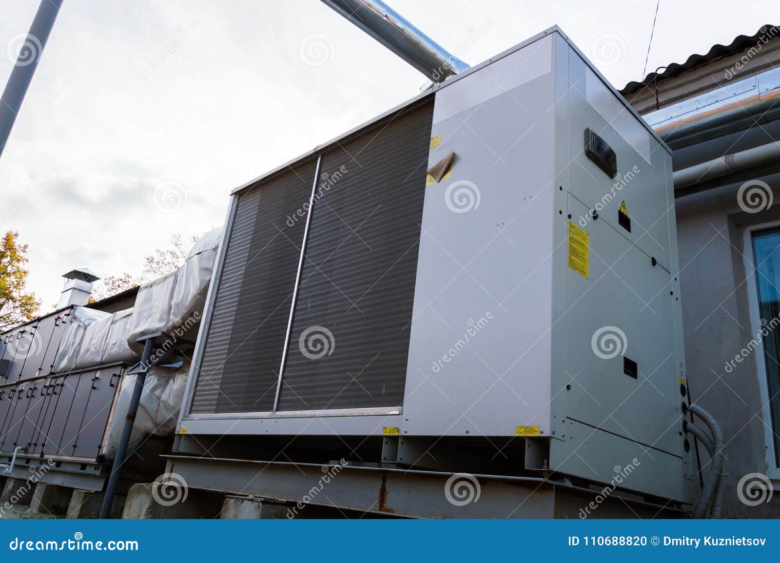 Perspective View of the Gray Commercial Cooling Unit for Central ...