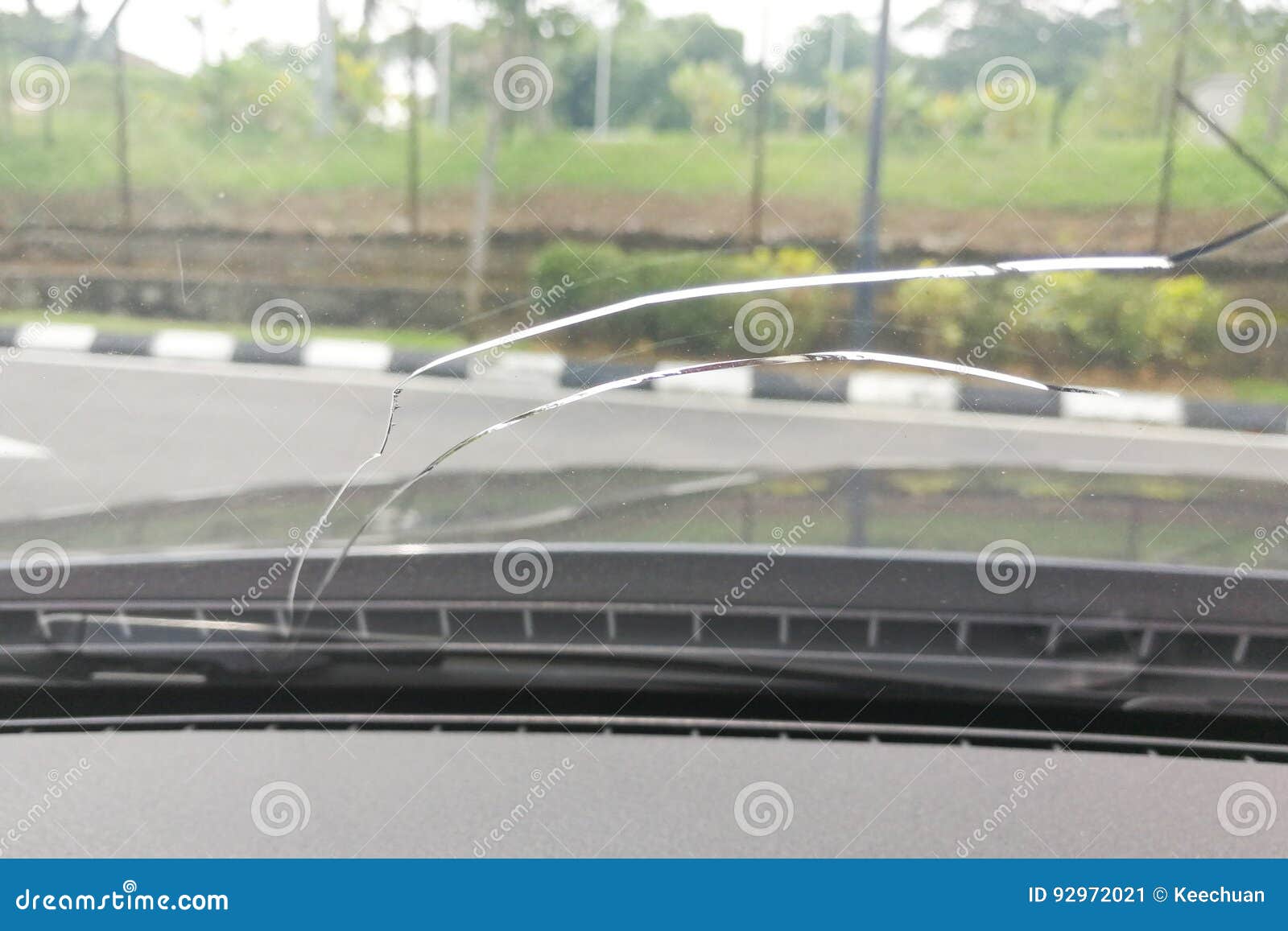 Perspective View of Cracked Car Windscreen or Windshield Stock Image ...