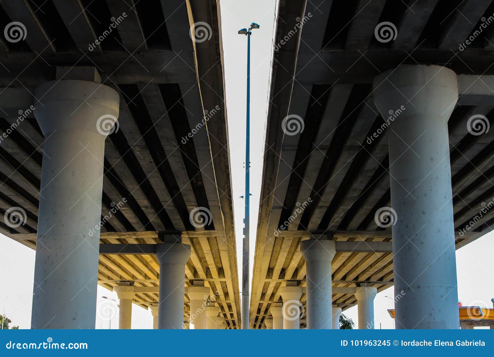 Perspective View of the Highway Stock Image - Image of czech, pillar ...