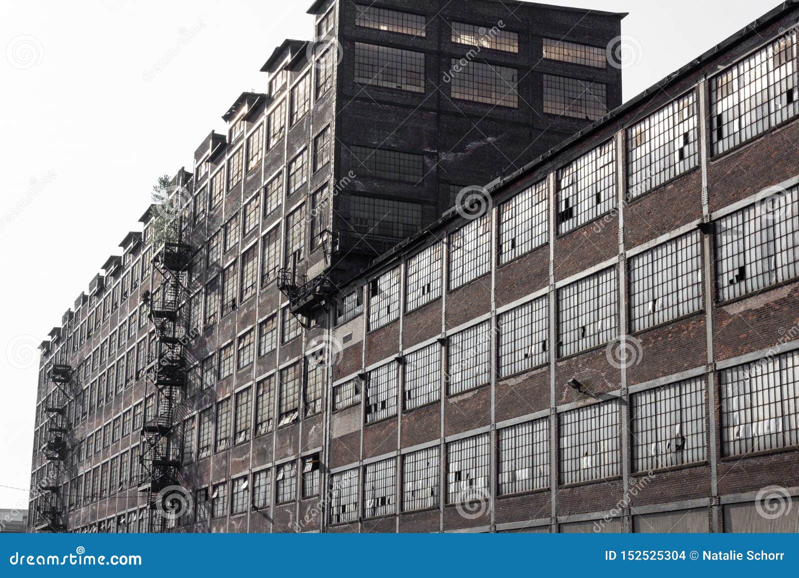 Perspective View of Old Industrial Warehouse Architecture, Brick and ...