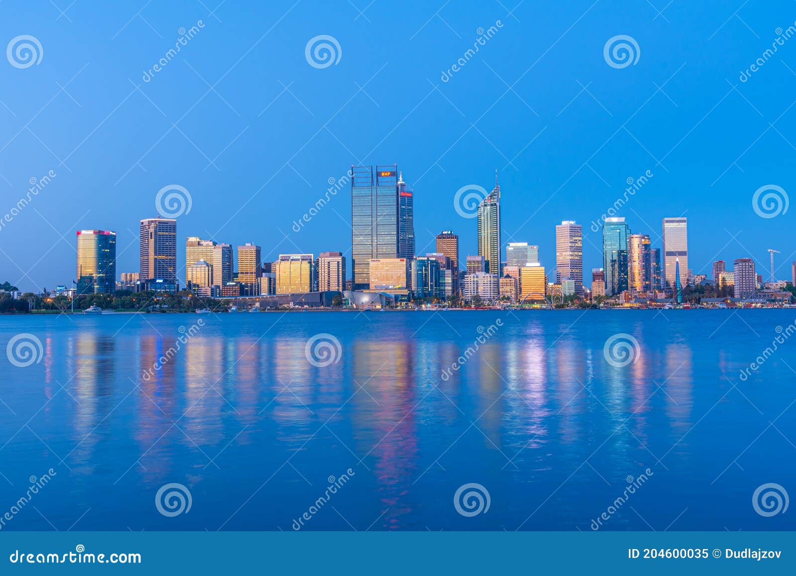 PERTH, AUSTRALIA, JANUARY 18, 2020: Night View of Perth Across Swan ...