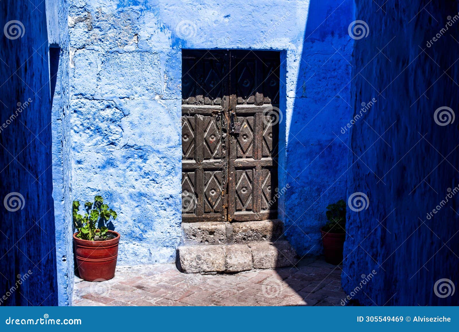 2023 8 15 Peru door stock image. Image of tourism, town - 305549469