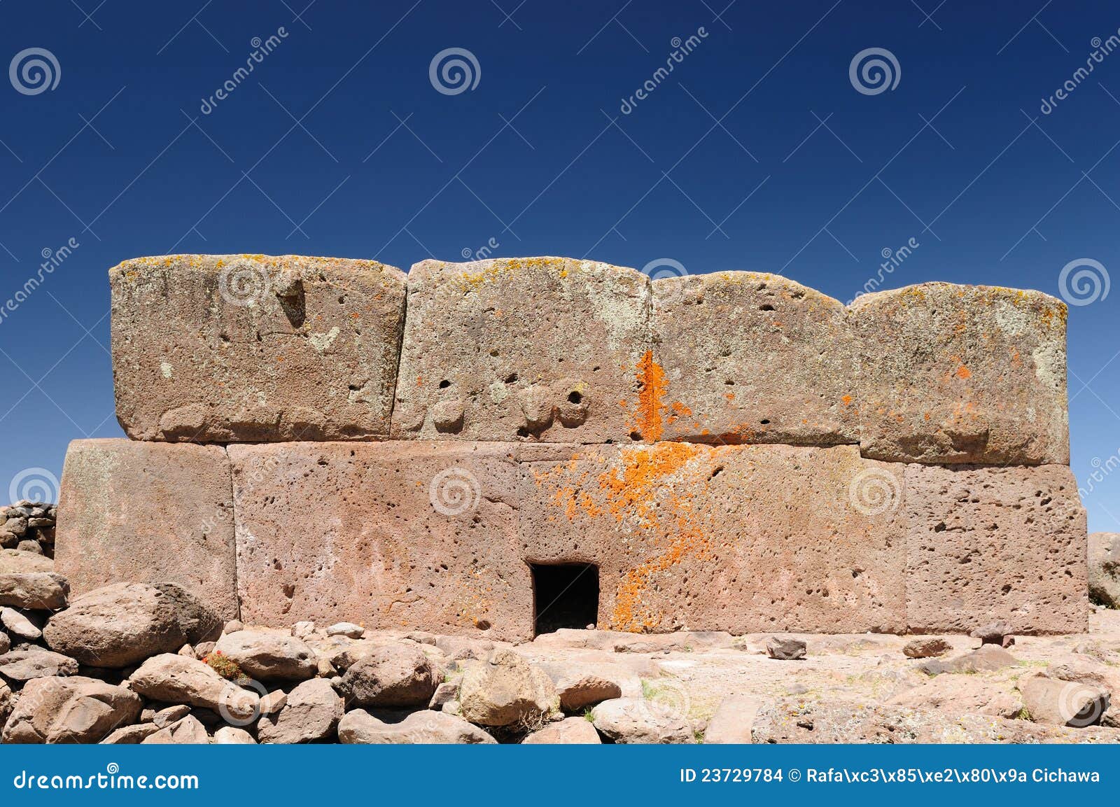 Funerary Towers In Sillustani, Peru,South America- Inca Prehistoric ...