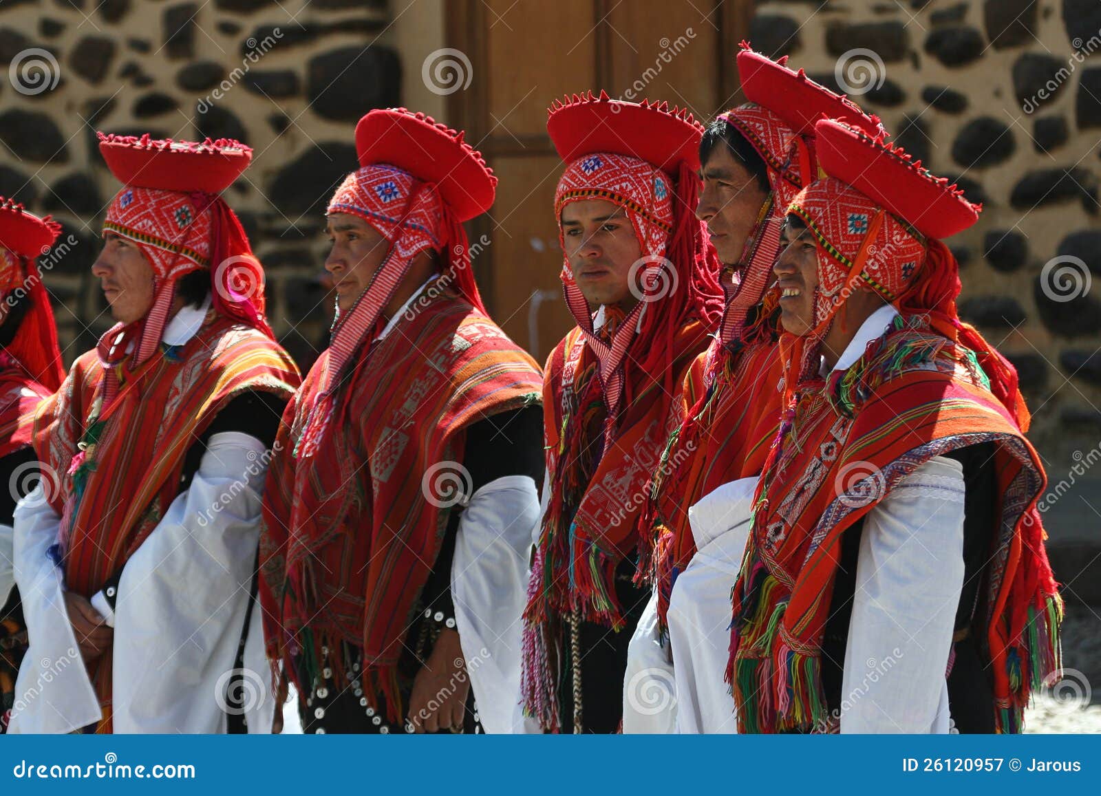Peruviaans festival redactionele fotografie. Image of spaans - 26120957