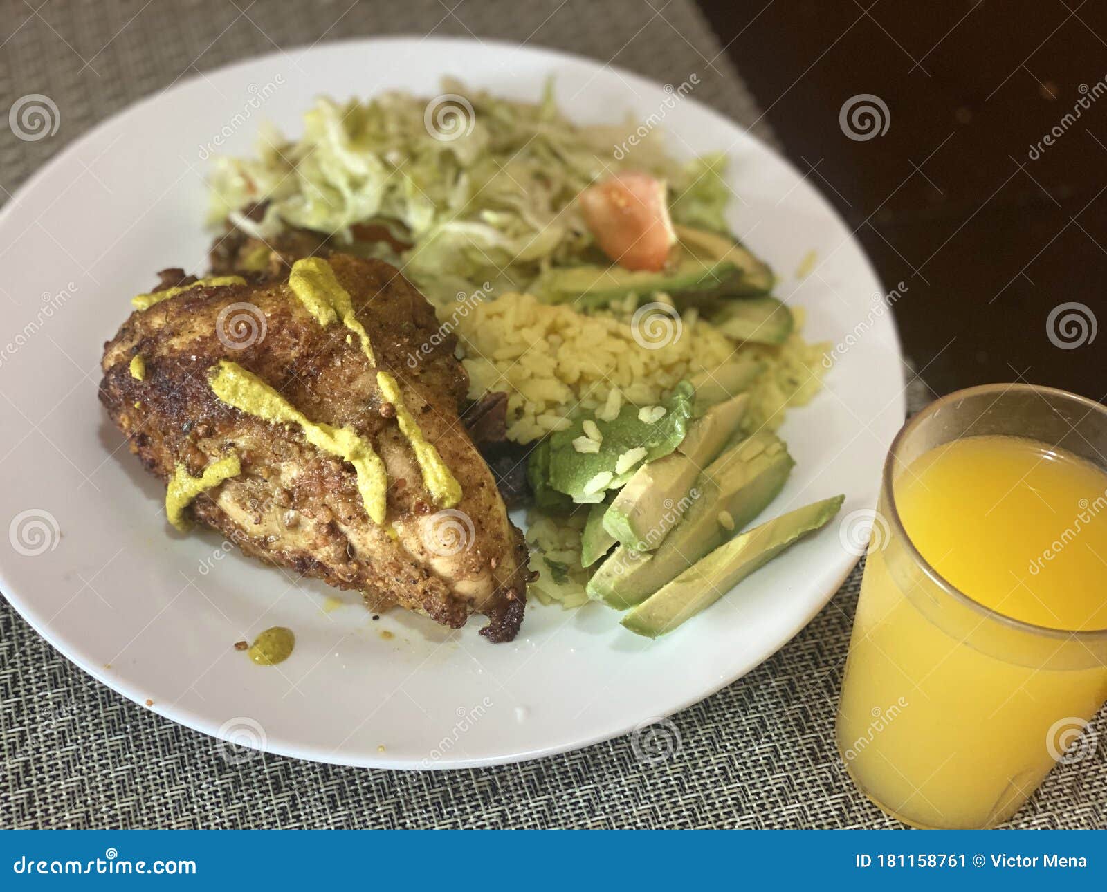 Peruvian Chicken with Salad Stock Image - Image of lima, comida: 181158761