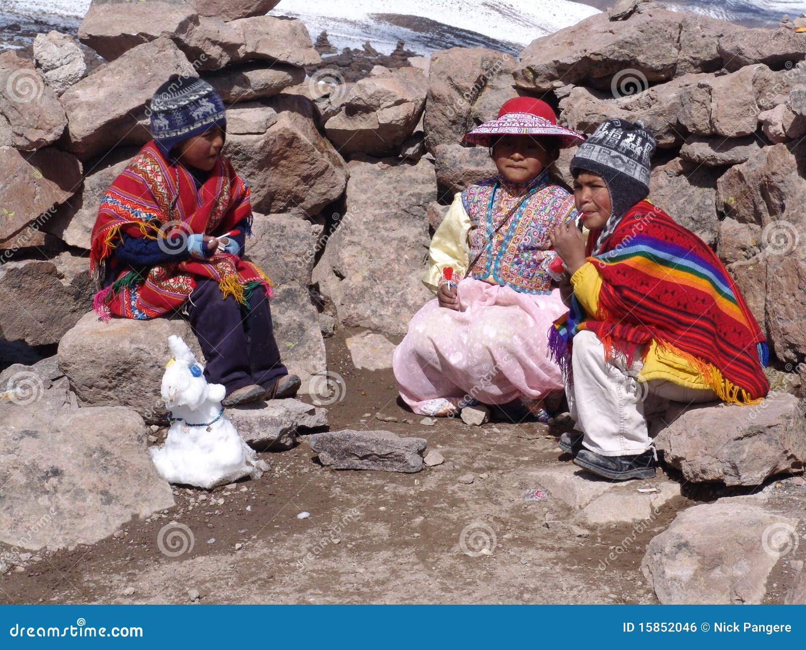 Peruvian Children editorial photo. Image of canyon, clothes - 15852046