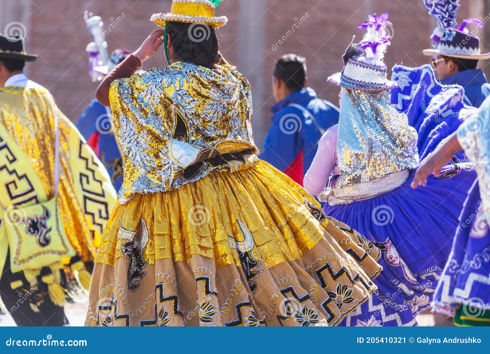Peruvian dance editorial photo. Image of party, candelaria - 205410321
