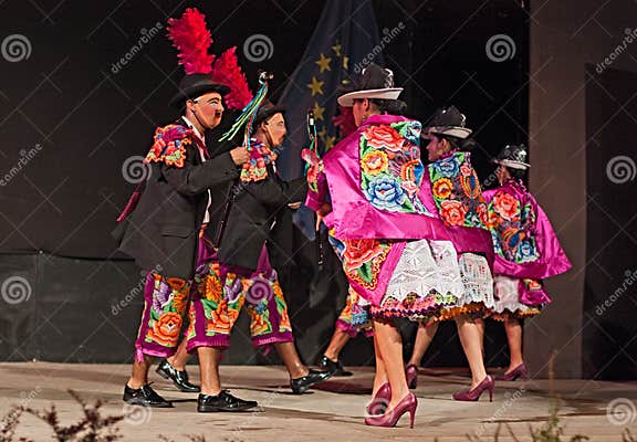 Peruvian dancers editorial stock photo. Image of dancing - 26330923