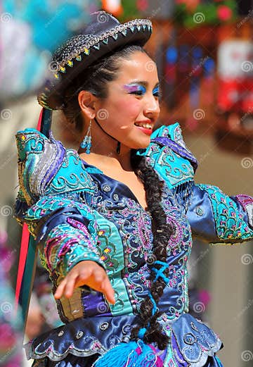 Peruvian Dancing editorial stock image. Image of qhaswa - 20688414