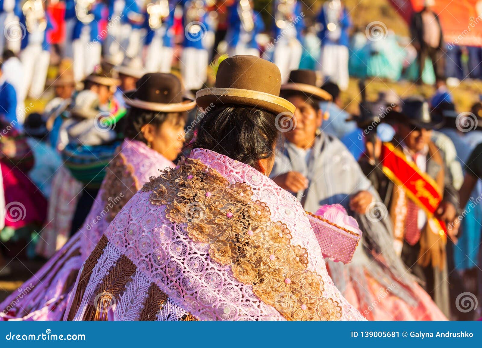Peruvian people editorial photo. Image of traditional - 139005681