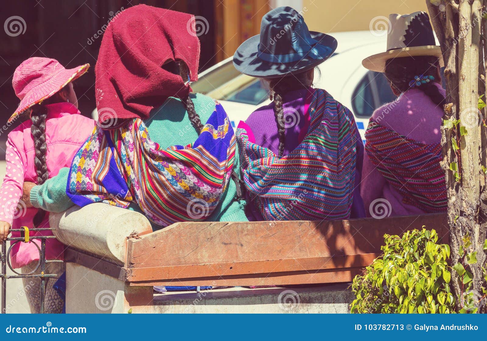 Peruvian people editorial stock photo. Image of poverty - 103782713