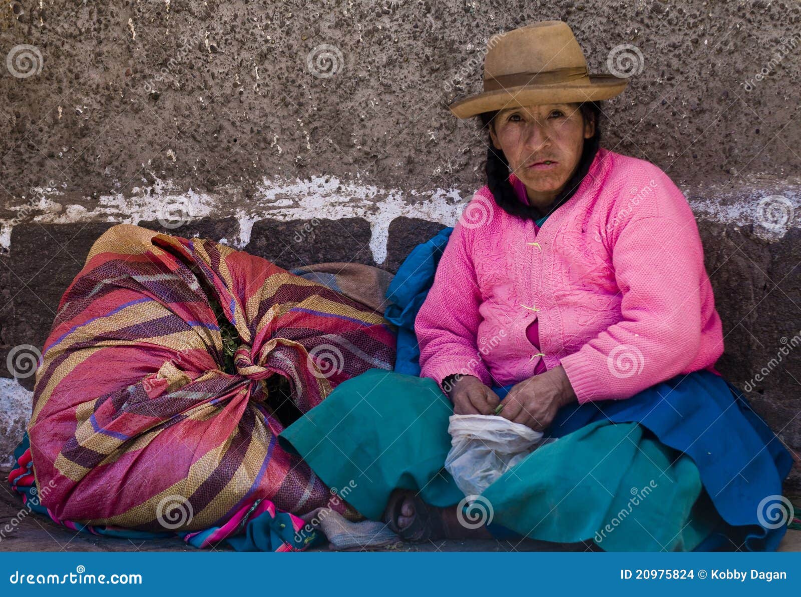 Peruvian woman editorial stock image. Image of traditional - 20975824