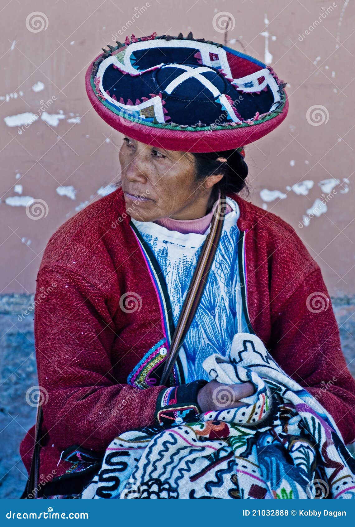 Peruvian woman editorial stock photo. Image of quechua - 21032888