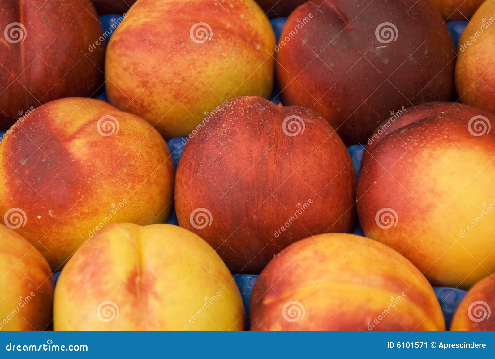 Perziken stock afbeelding. Image of fruitig, goed, vrucht - 6101571