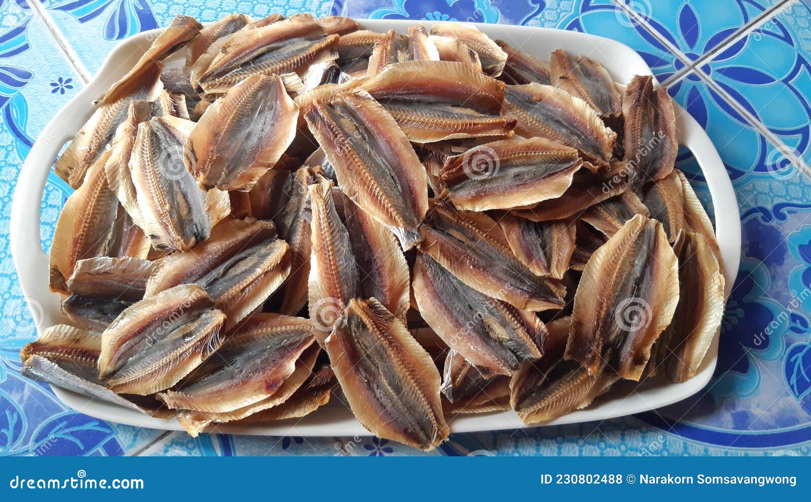 Pescado Dulce Seco Como Uno De Los Platos De Marisco Seco. Foto de ...