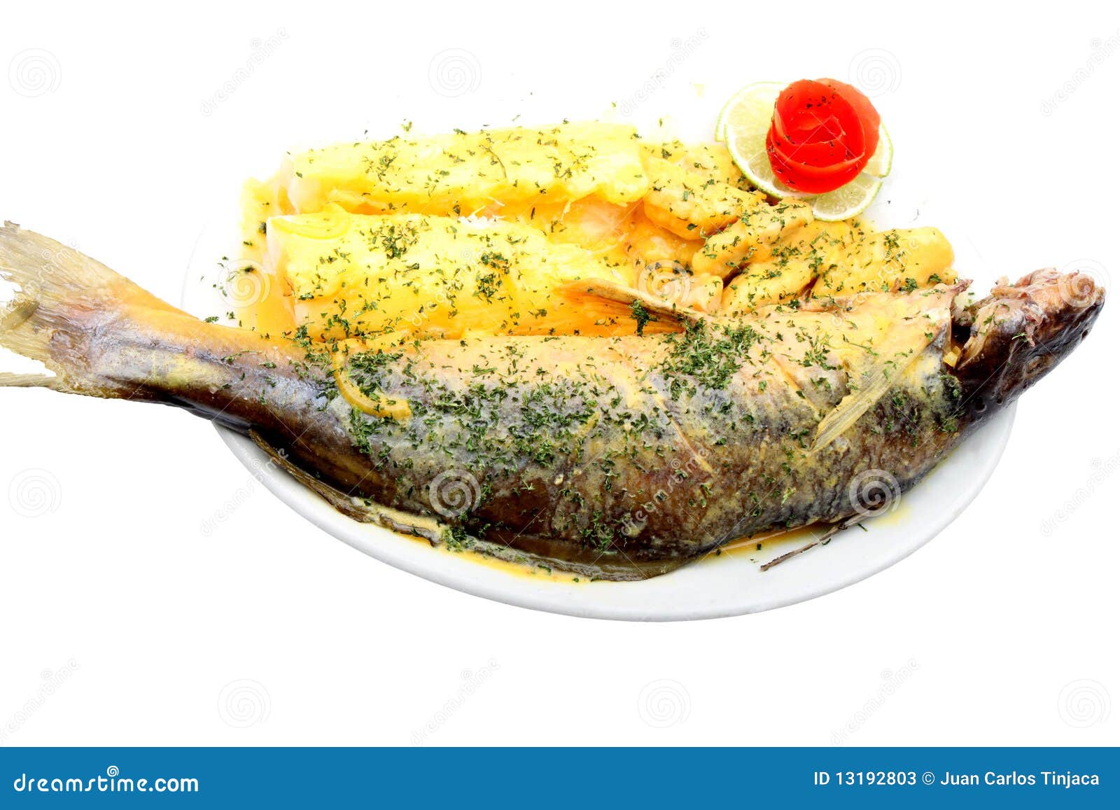 Pescados y yuca imagen de archivo. Imagen de mariscos - 13192803