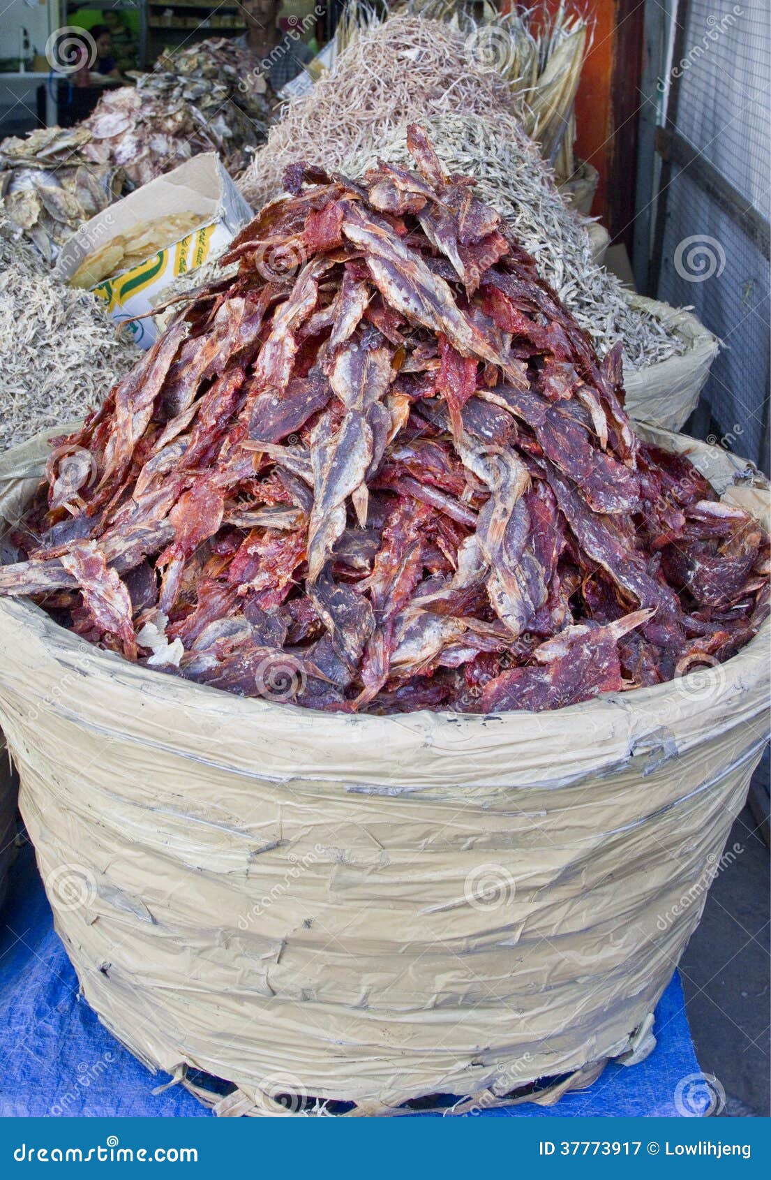 Pesce essiccato immagine stock. Immagine di cebu, ingredienti - 37773917