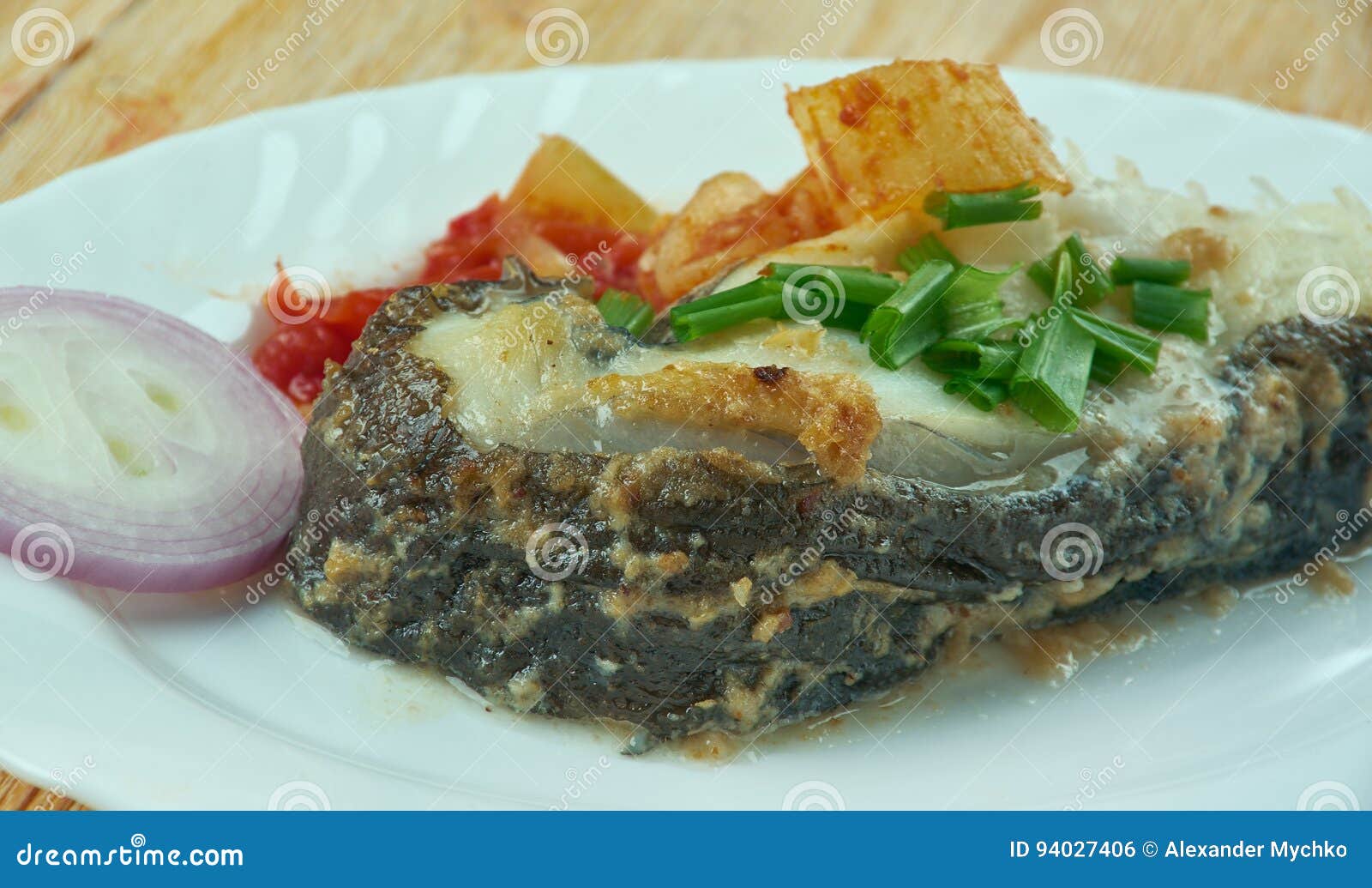 Pesce Gatto Bollito, Stile Rumeno Fotografia Stock - Immagine di fresco ...