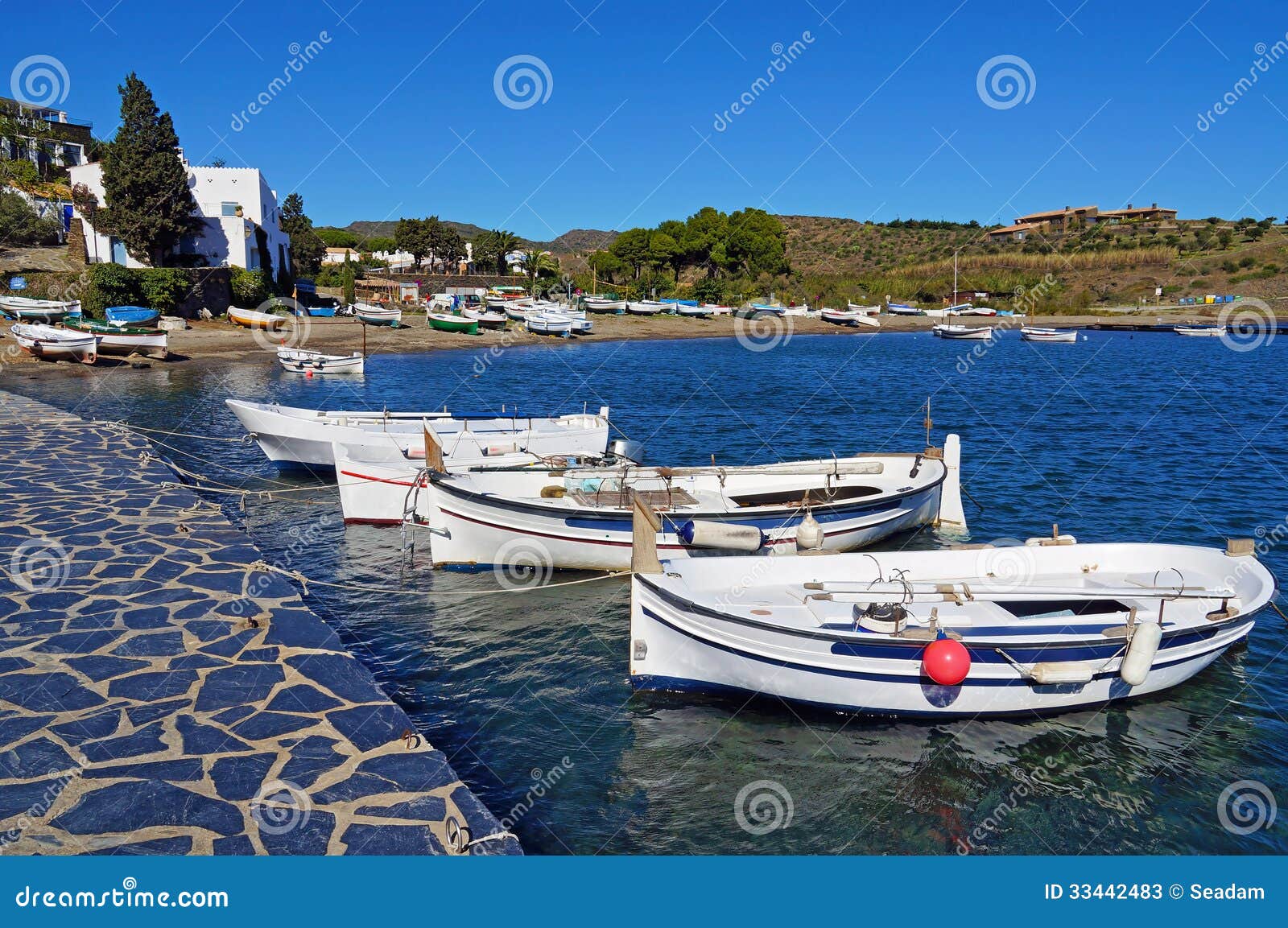 Pescherecci Mediterranei Tradizionali Immagine Stock - Immagine di vaso ...