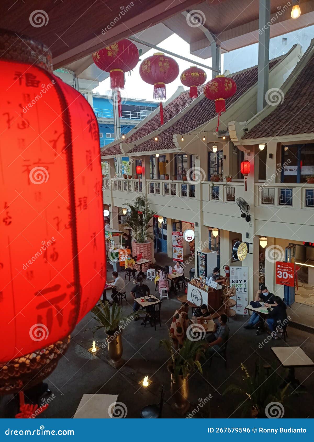 Petak Enam Glodok Kota editorial photo. Image of person - 267679596