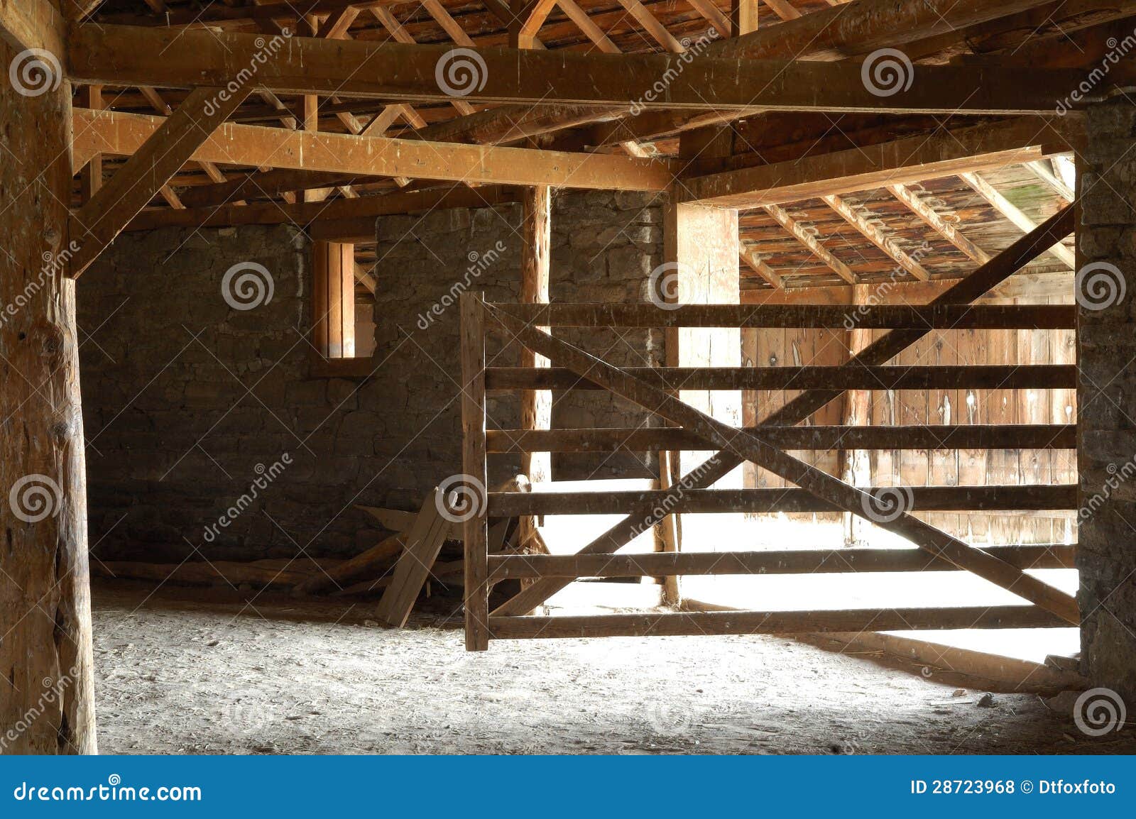 Peter French Round Barn stock photo. Image of wood, rural - 28723968