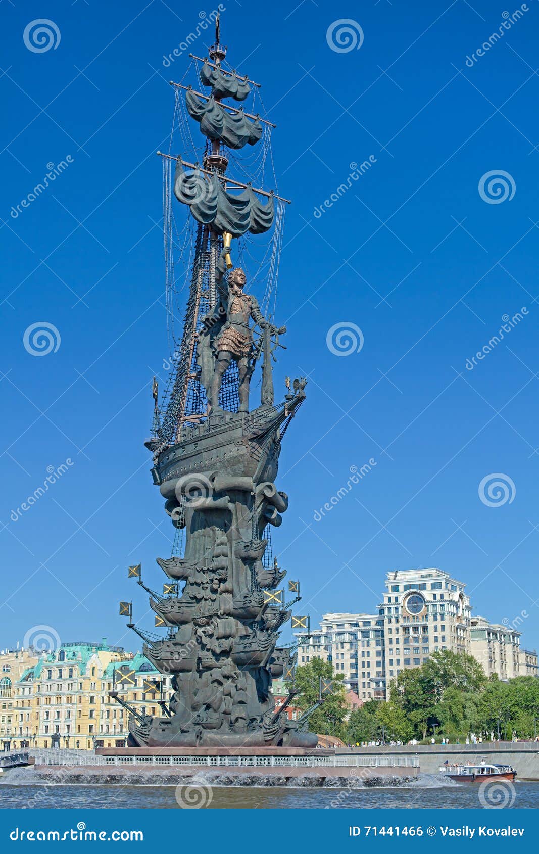 Peter the Great Statue in Moscow, Russia Editorial Photo - Image of ...