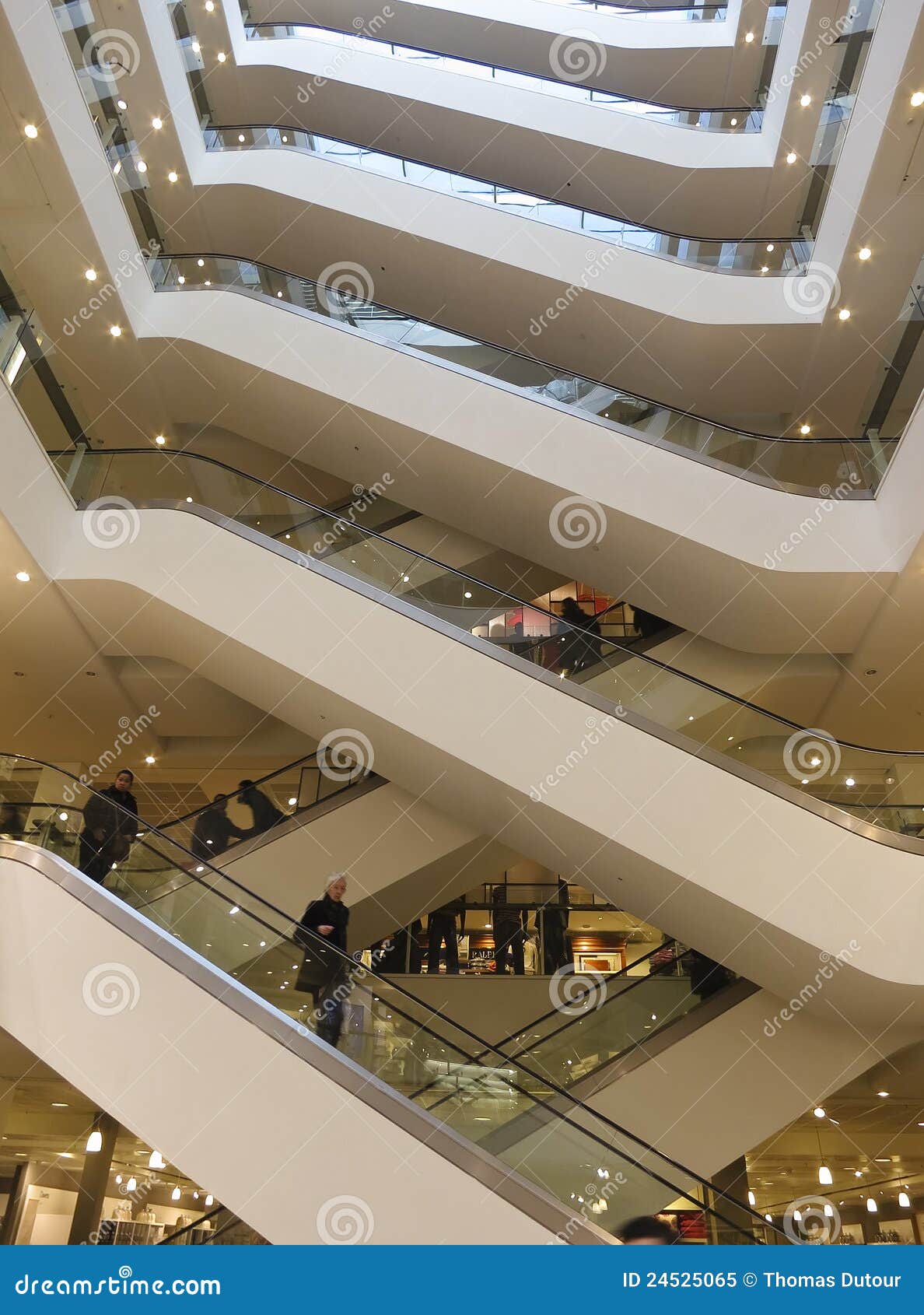Peter Jones Department Store in London Editorial Image - Image of ...