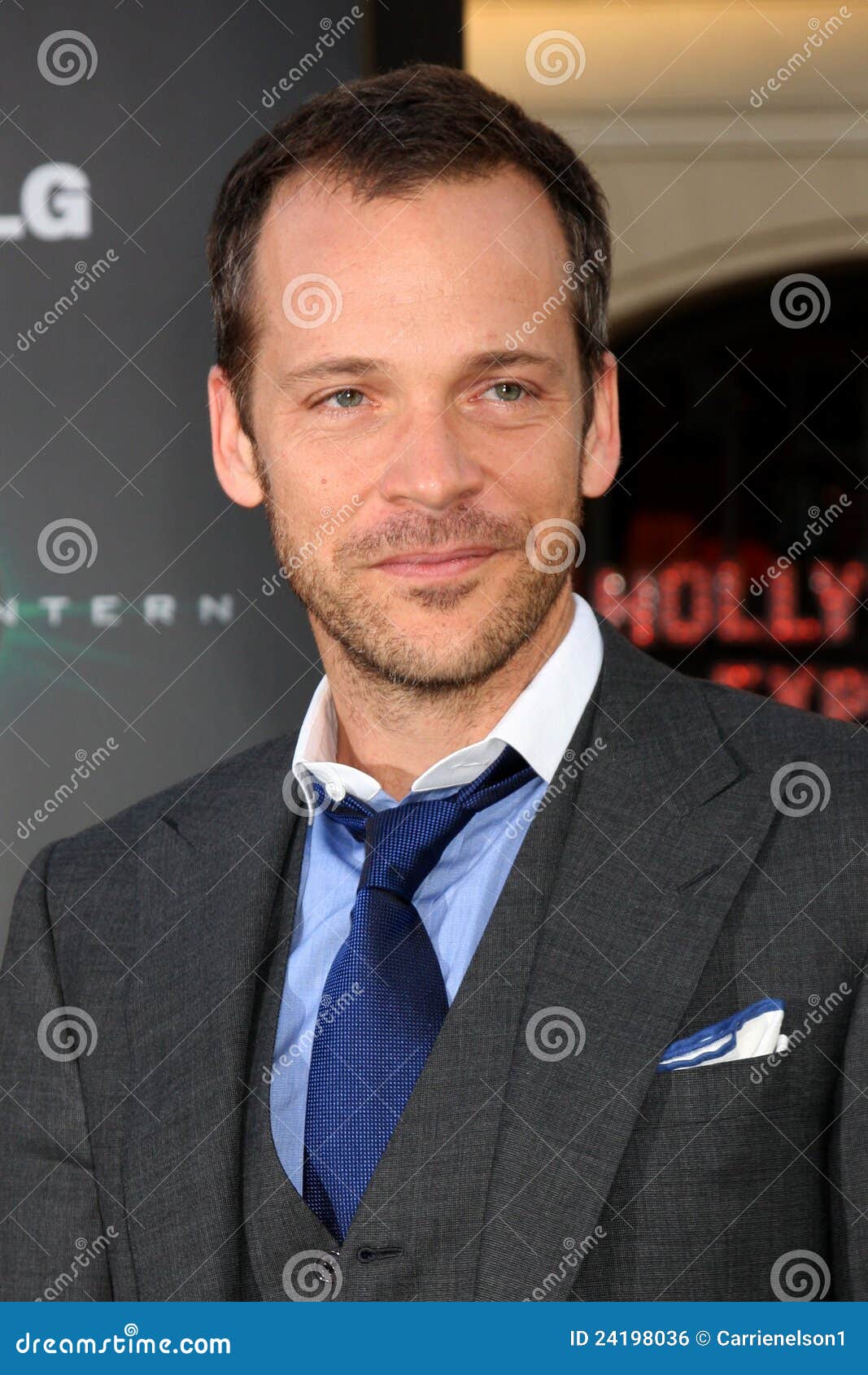 Peter Sarsgaard foto editorial. Imagen de verde, junio - 24198036