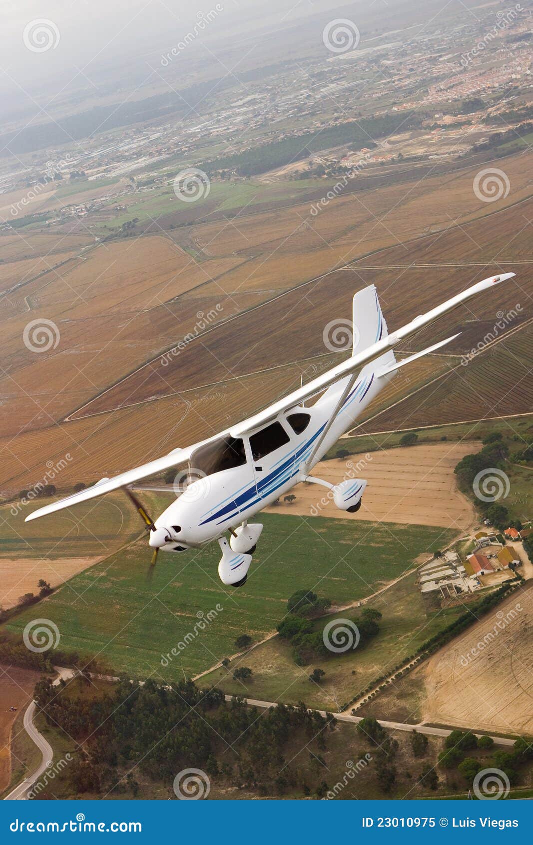Petit avion image stock. Image of mouche, propulseur - 23010975
