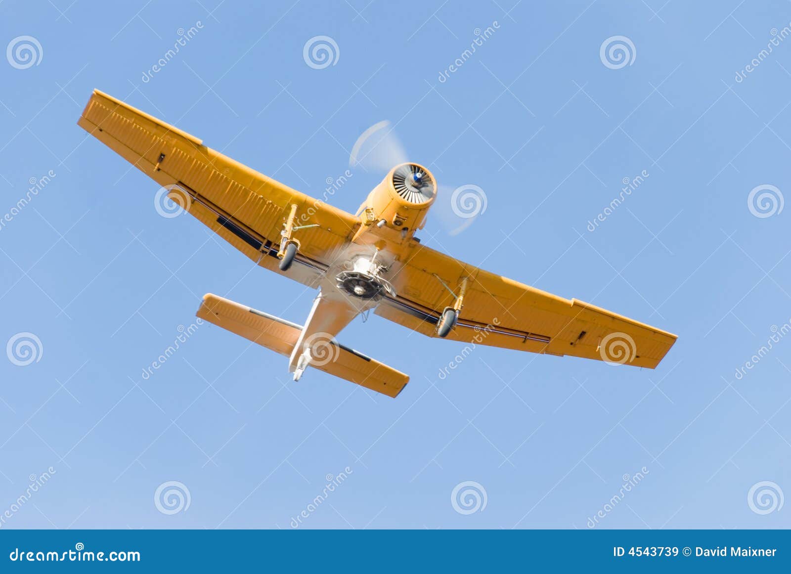 Petit Avion Jaune De Chiffon Image stock - Image du ventilateur, mouche ...