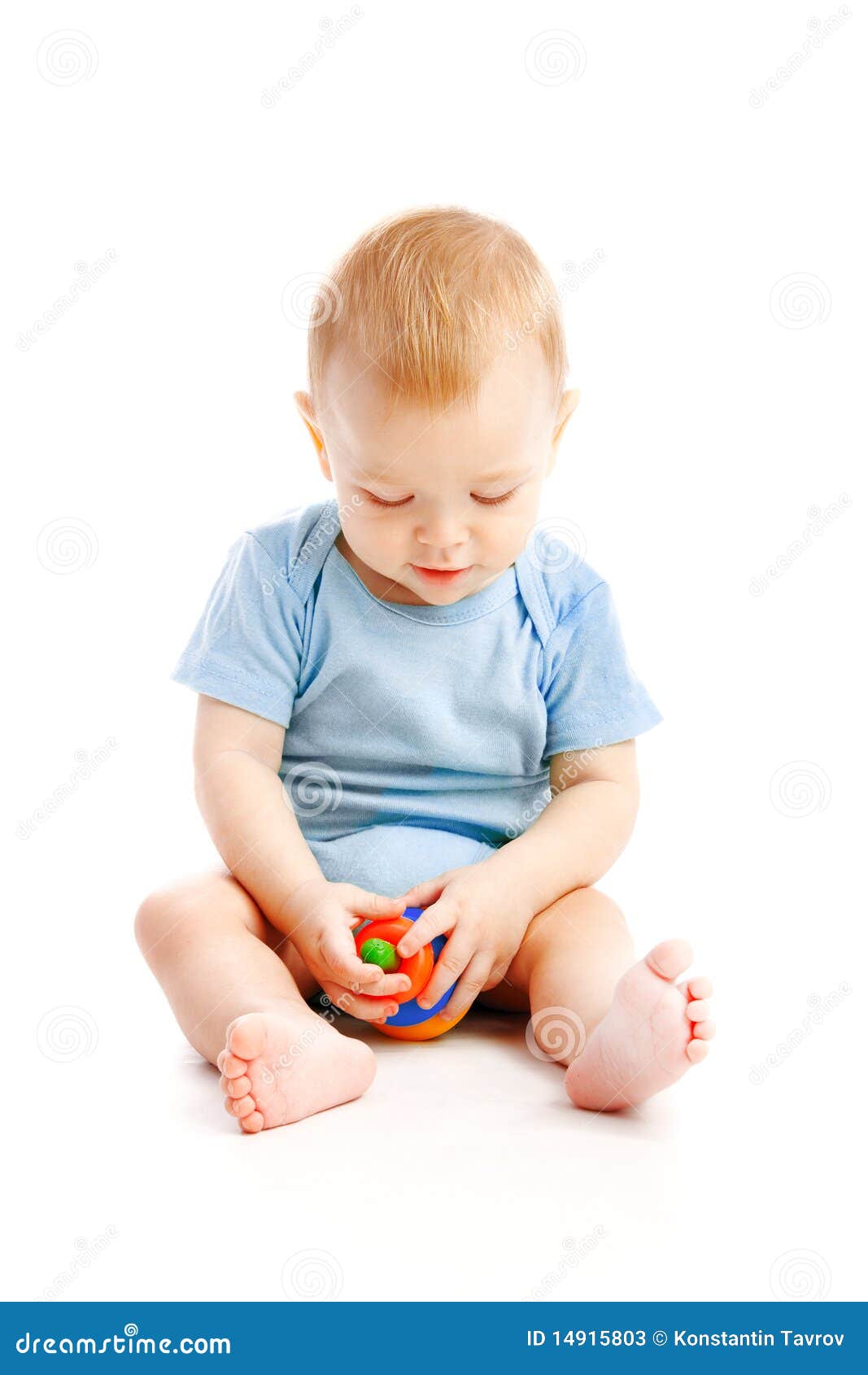 Petit enfant image stock. Image du gens, image, fond - 14915803