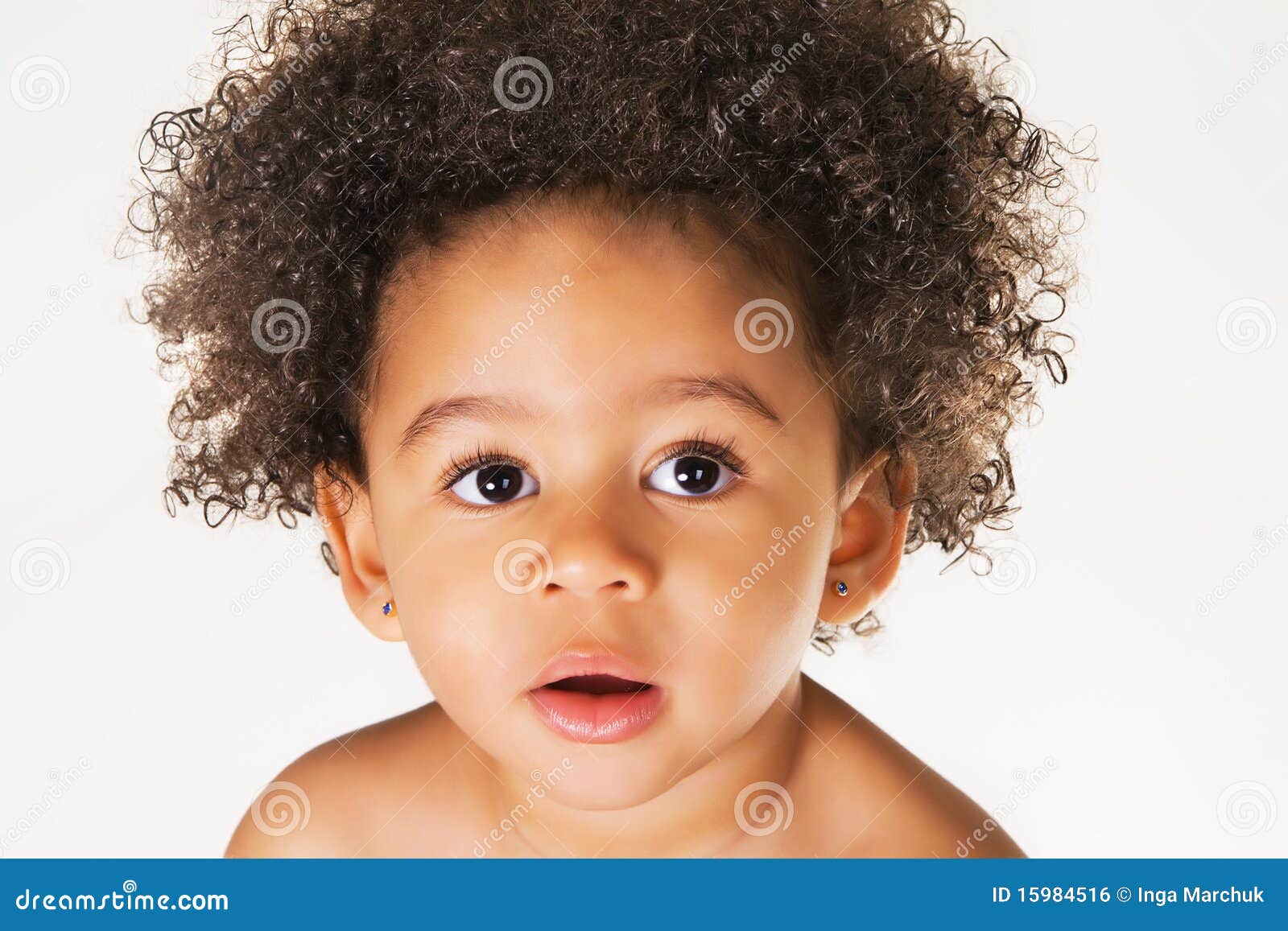 Petit enfant mignon photo stock. Image du adorable, africain - 15984516