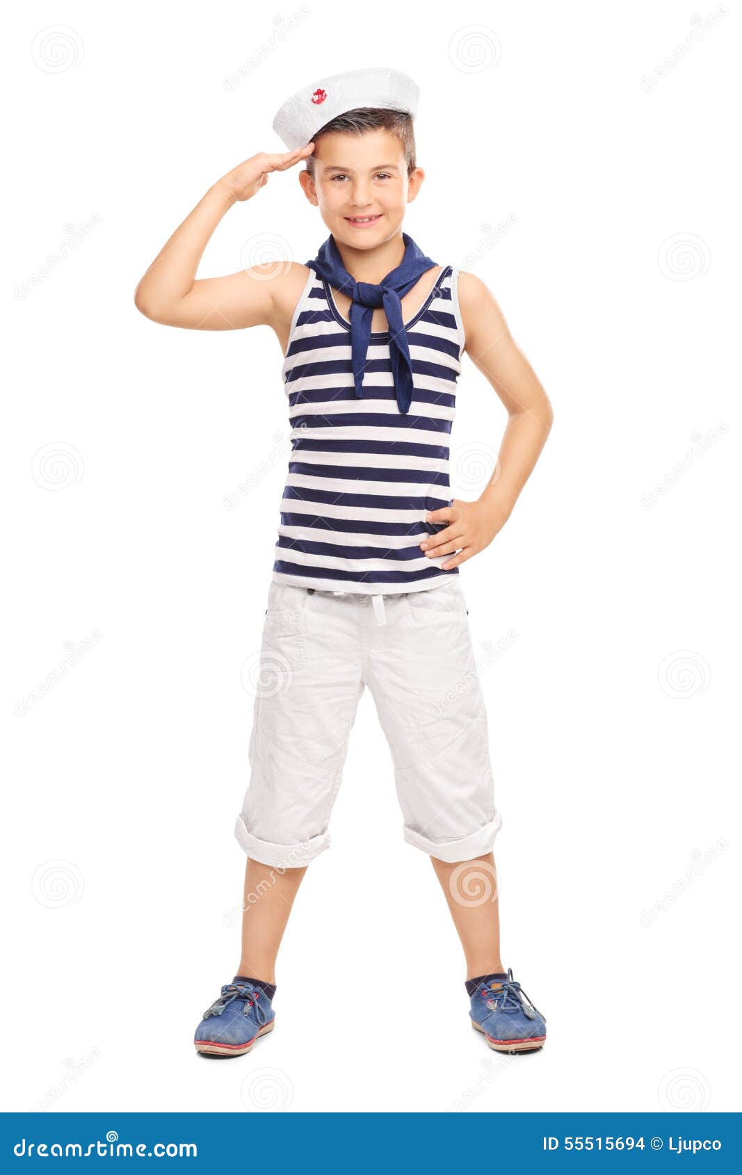 Petit Enfant Mignon Dans Une Salutation Uniforme De Marin Photo stock ...