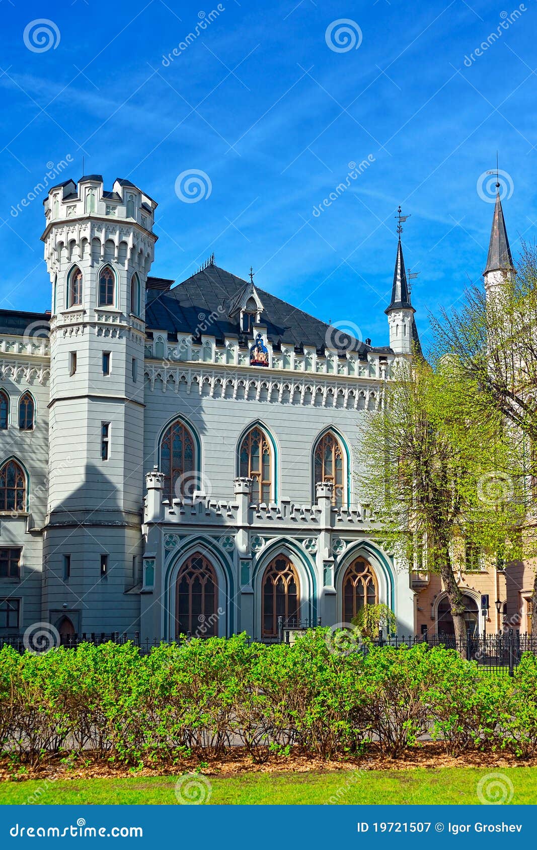 Petite Chambre de guilde image stock. Image du europe - 19721507