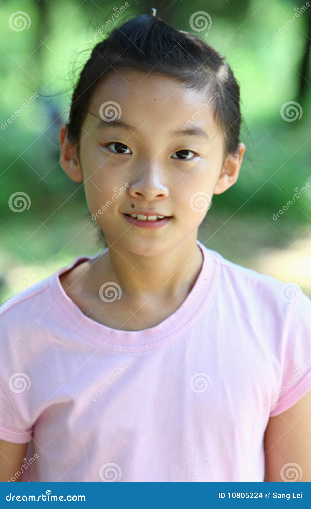 Petite fille chinoise photo stock. Image of saison, chinois - 10805224