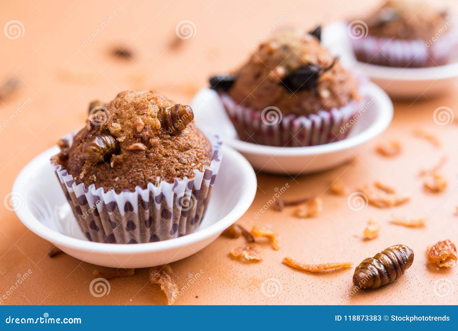 Petits Gâteaux De Banane Avec L'insecte Image stock - Image du ...