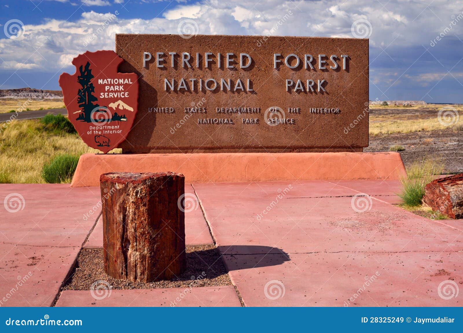 Petrified Forest National Park Sign Board Stock Image - Image of ridge ...