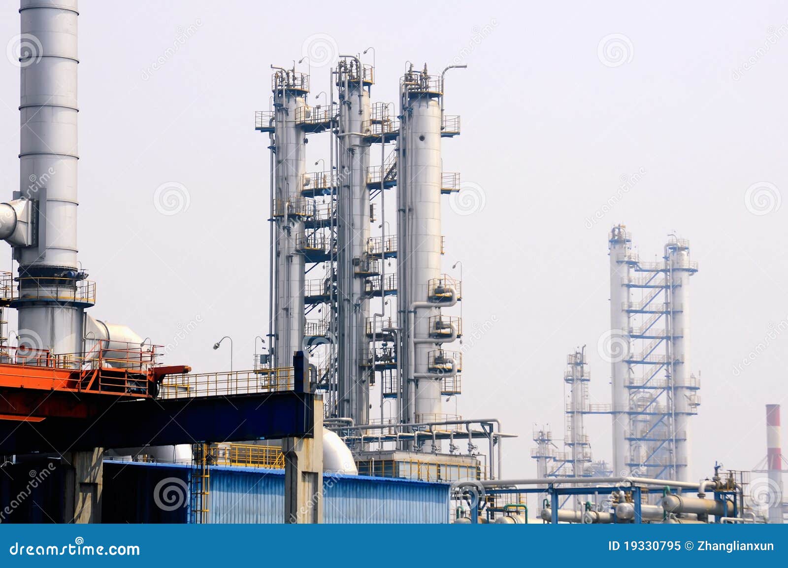 Petrochemical Industry Picture. Image: 19330795