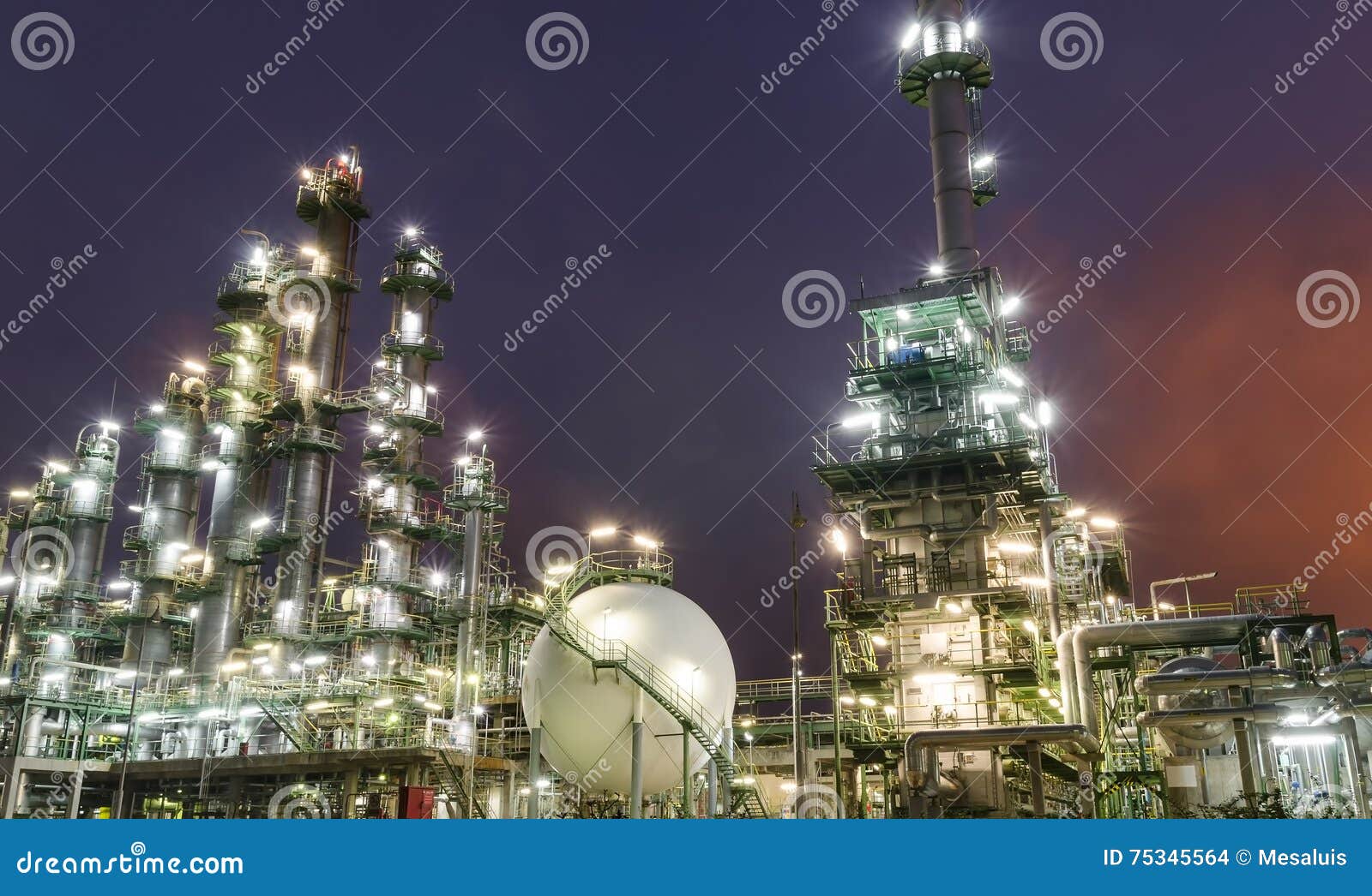 Petrochemical Plant Column Tower Twilight Stock Photo - Image of ...
