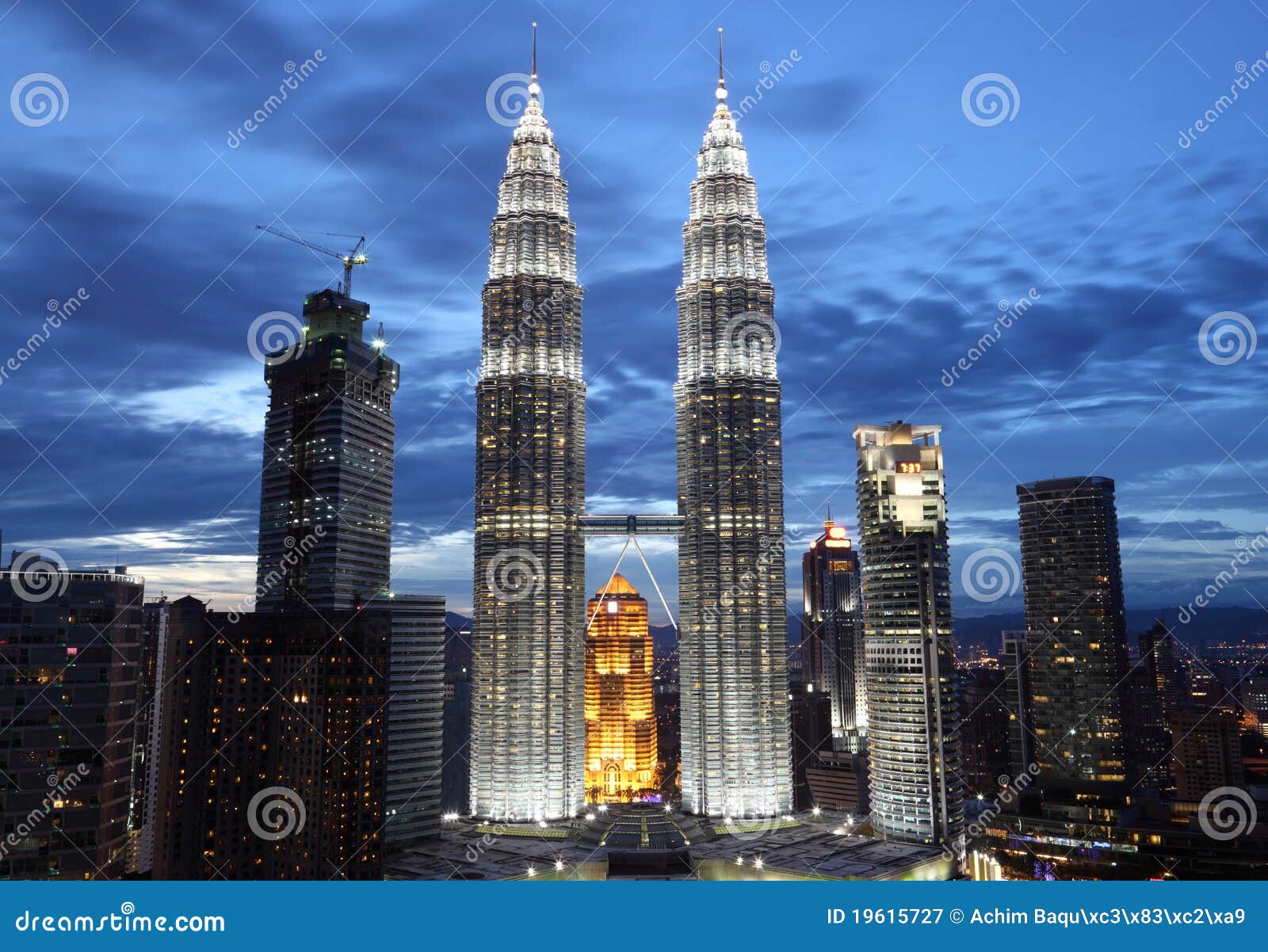 Petronas stock image. Image of building, business, asia - 19615727