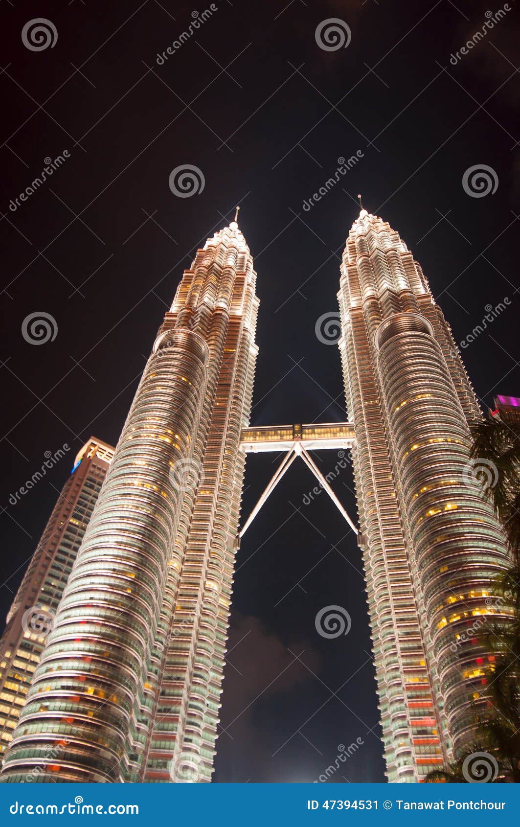 Petronas twins tower editorial photo. Image of highest - 47394531