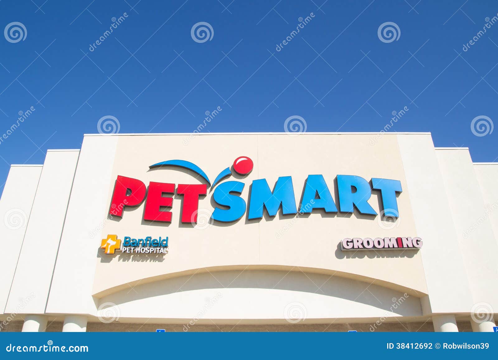 PetSmart editorial photography. Image of retail, store - 38412692