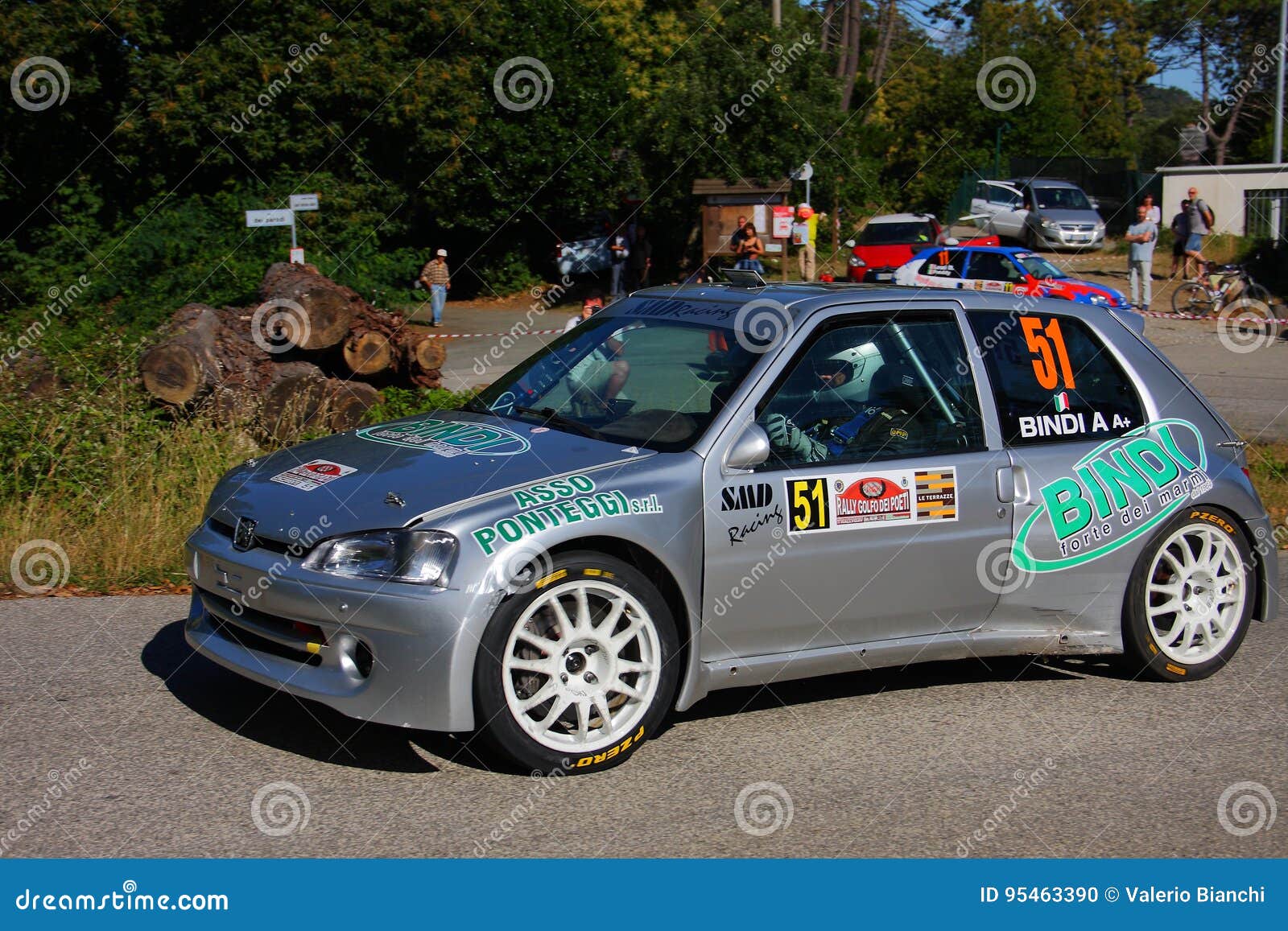 Peugeot 106 maxi immagine editoriale. Immagine di presa - 95463390