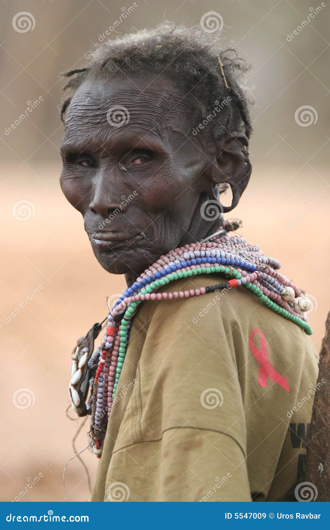 Peuple de l'Afrique image stock éditorial. Image du nature - 5547009