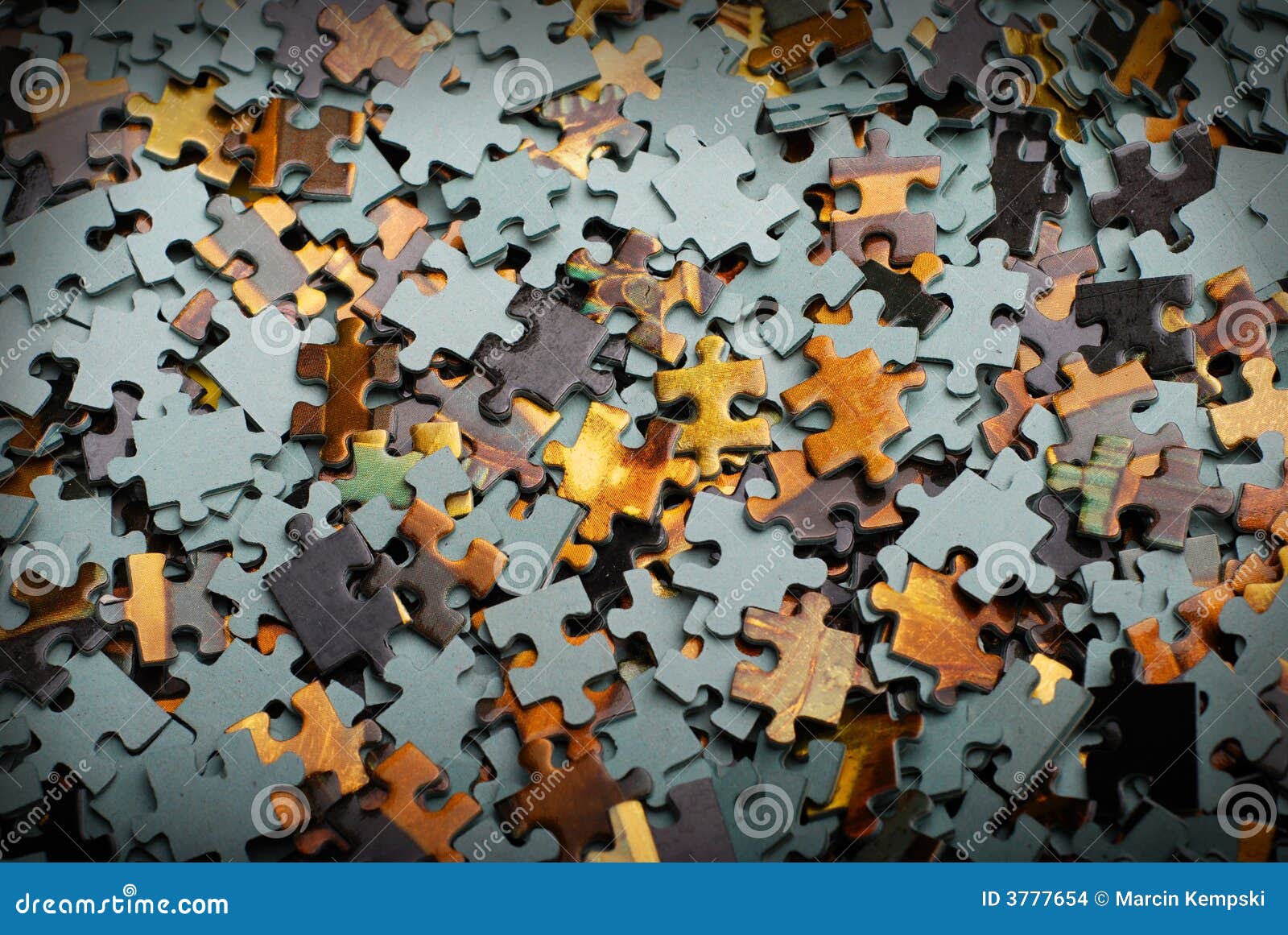 Pezzi Di Puzzle Immagine. Immagine: 3777654