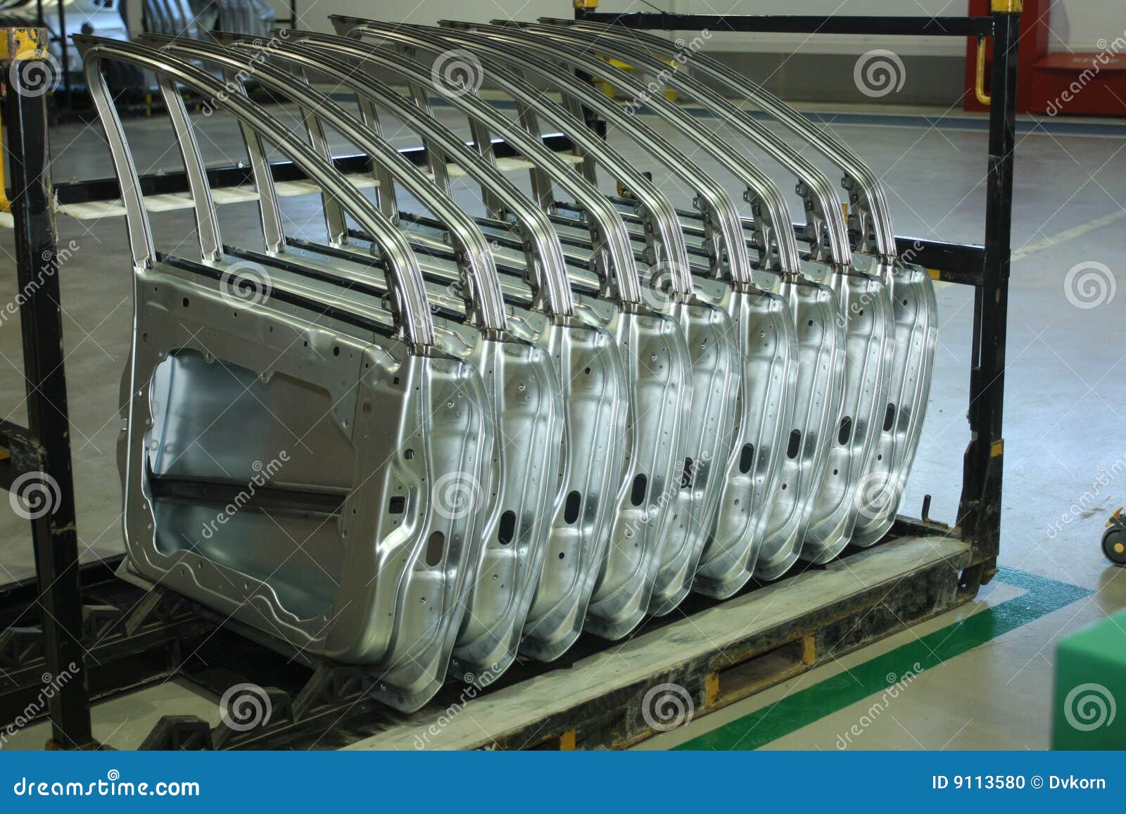 Pezzi Di Ricambio Dell'automobile. Fotografia Stock - Immagine di ...