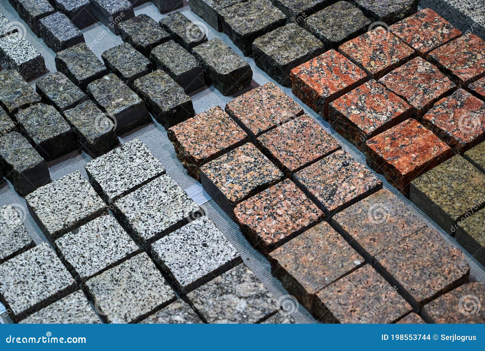 Pflastersteine stockfoto. Bild von aufbau, quadrat, stadt - 198553744